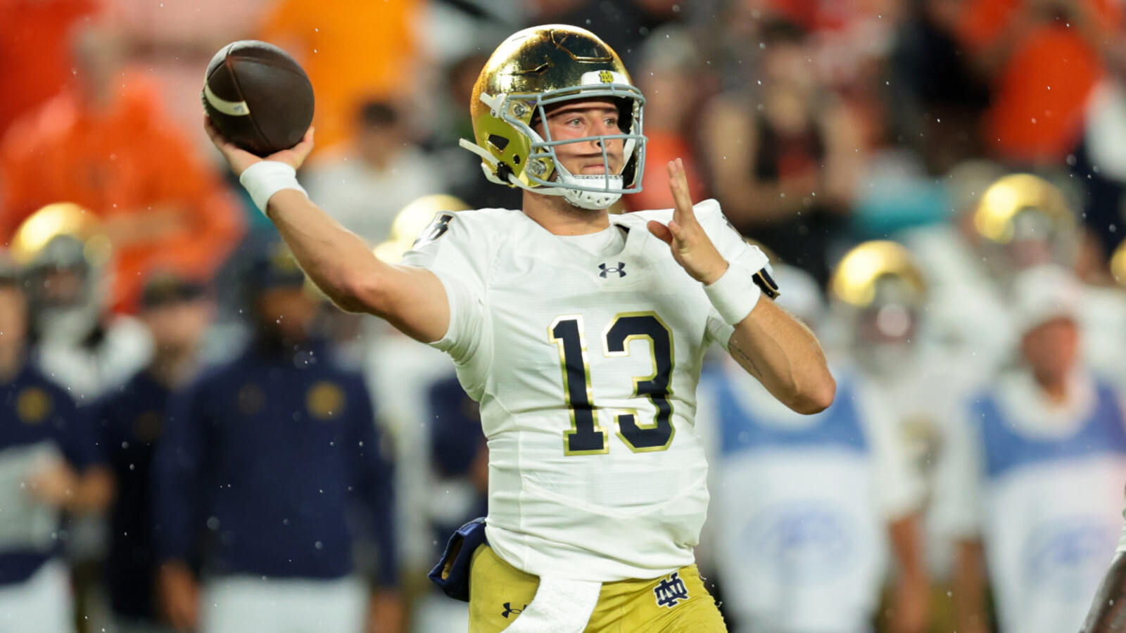 Notre Dame Quarterback CJ Carr Impresses In Season Opener | Yardbarker