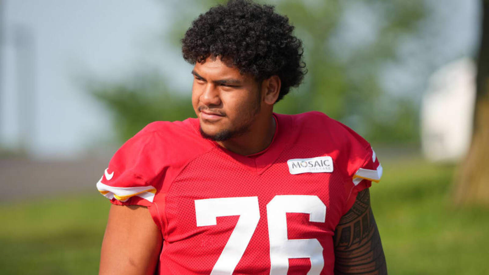 Andy Reid Updates on Kingsley Suamataia's Progress, Chiefs' LT Battle ...