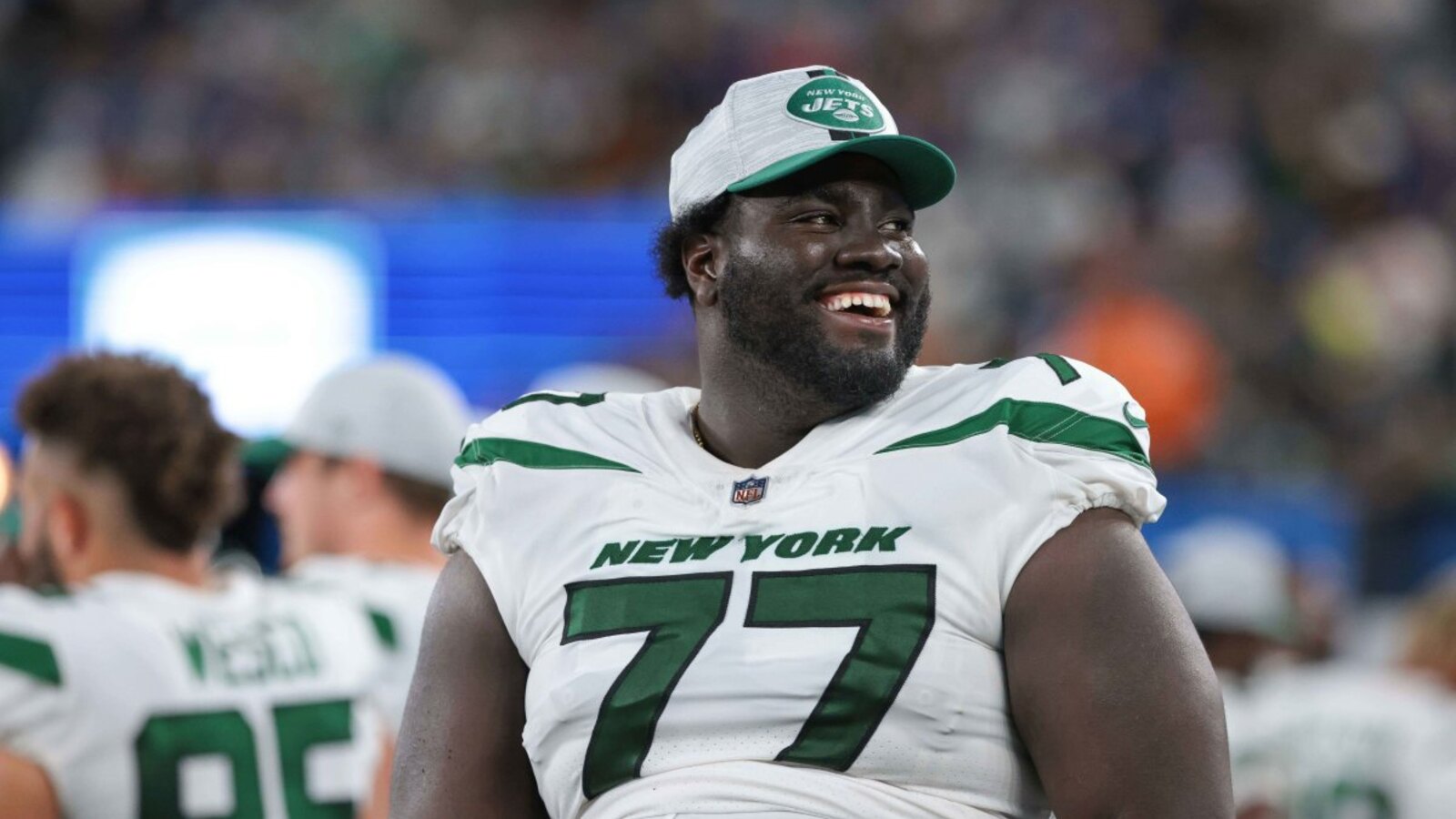 Eagles to sign former Jets first-round pick Mekhi Becton | Yardbarker