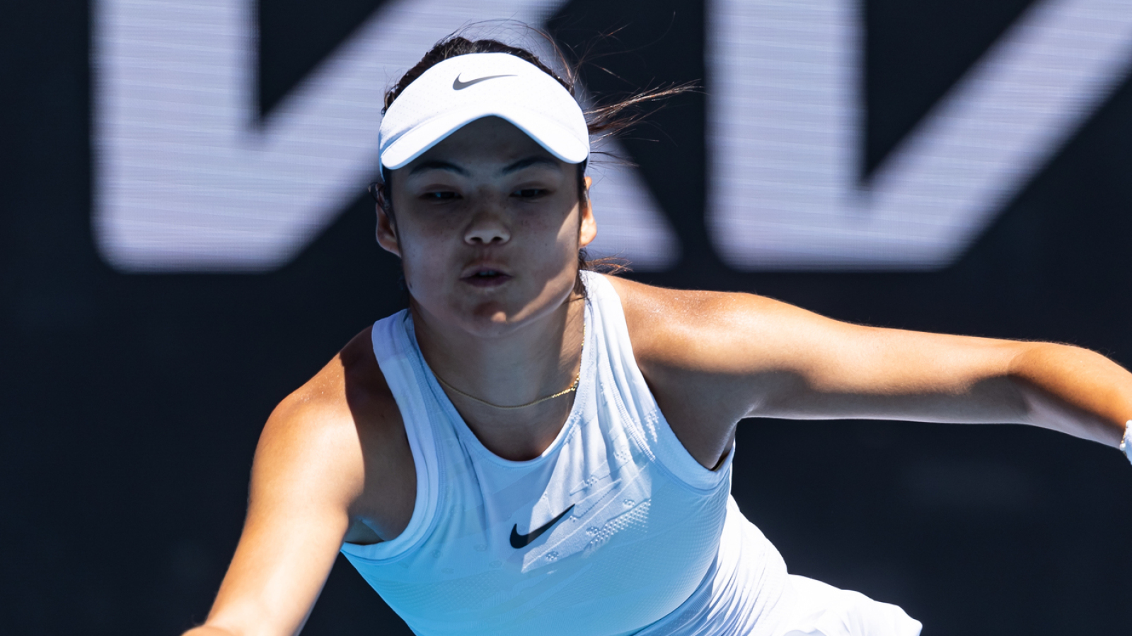 Emma Raducanu stalker incident highlights dark side of tennis | Yardbarker