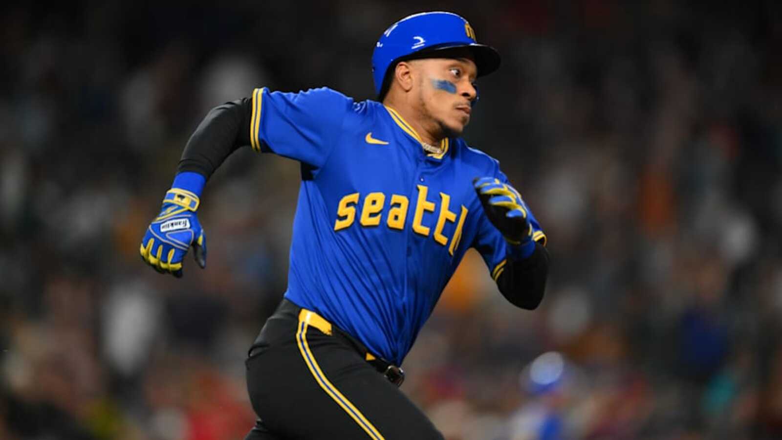 Seattle Mariners Offense Awakens in 7-2 Win Against Cleveland Guardians ...