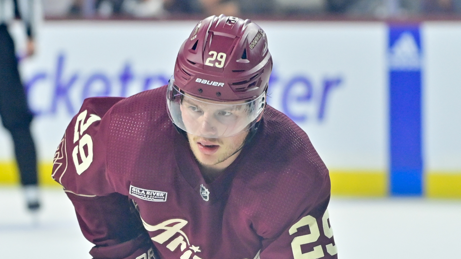 Utah Reestablishing Top Line by Re-Signing Barrett Hayton | Yardbarker