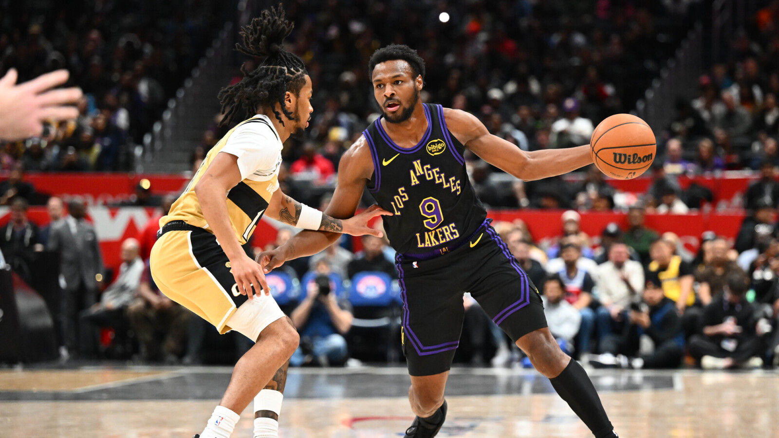 Bronny James had road crowd electrified with his garbage time dunk ...