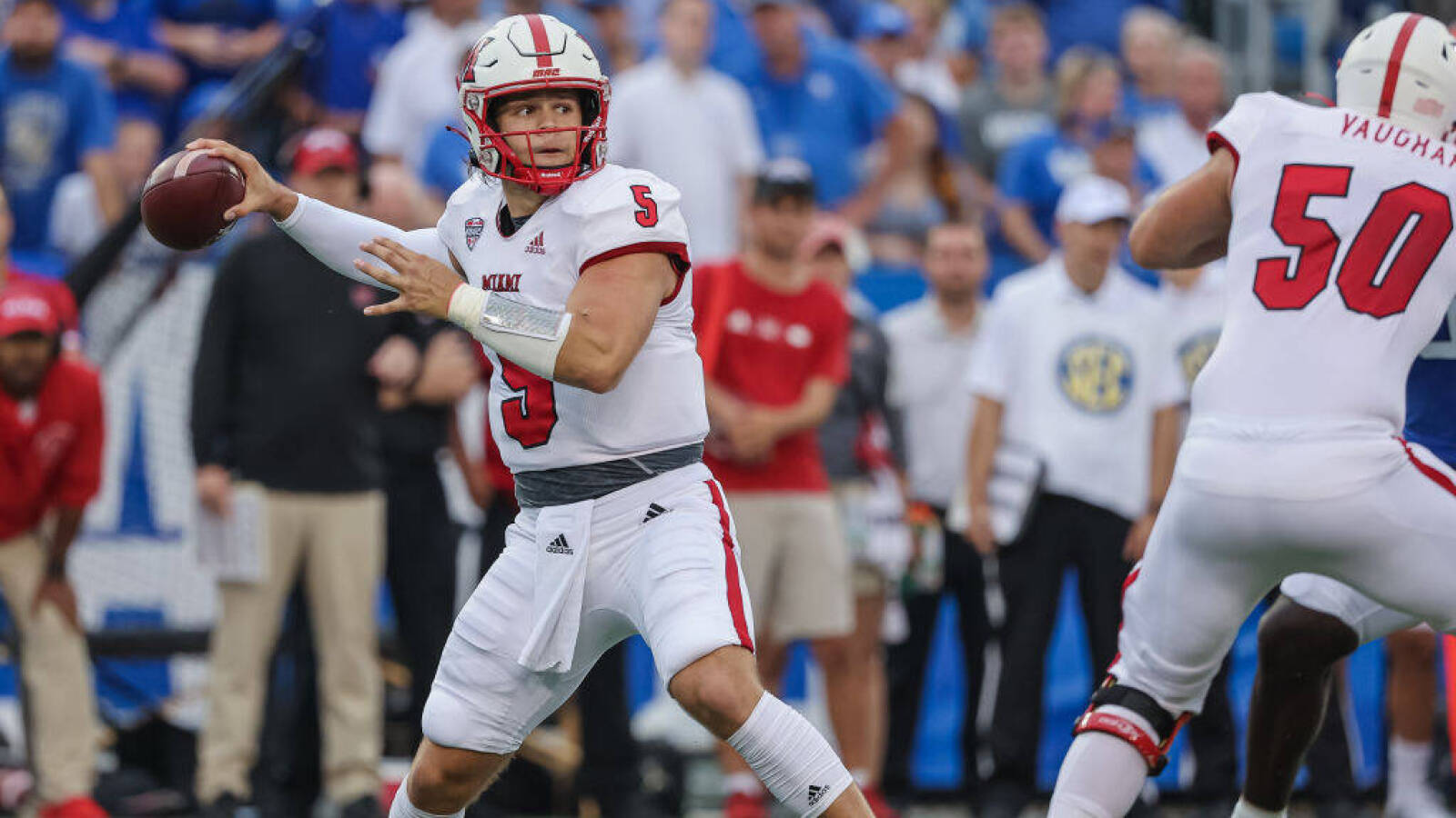 College football player prop: Flashing familiar form | Yardbarker