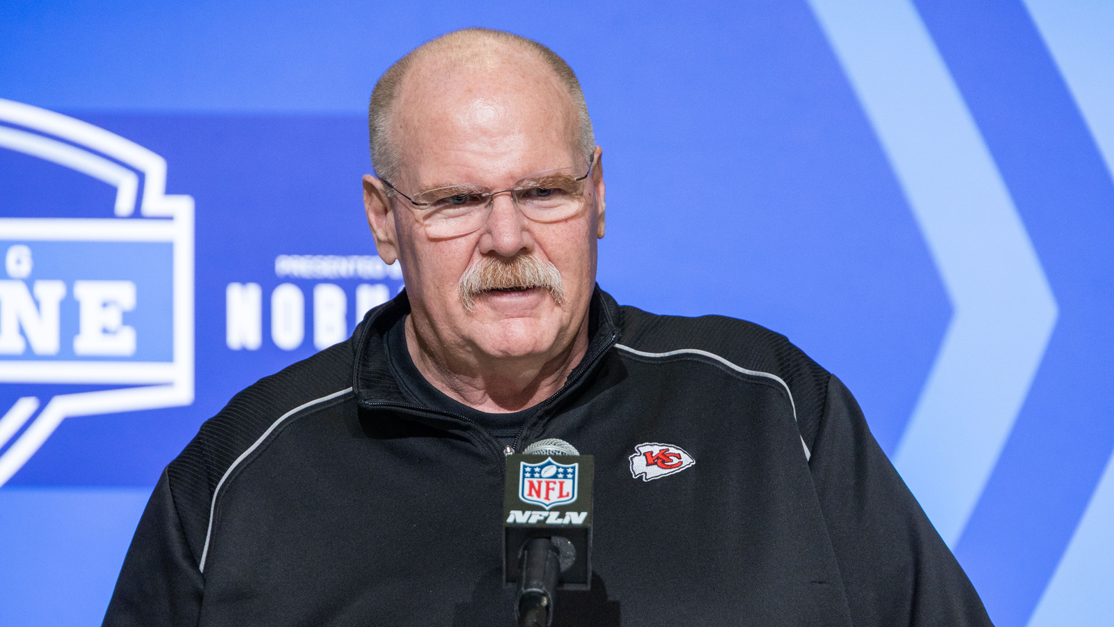 NFL Wild Card: Andy Reid's Mustache Frozen Over With Icicles During ...