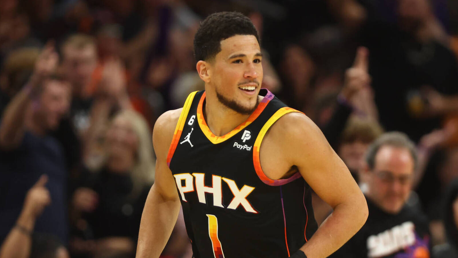 Analyst compares Devin Booker to NBA great | Yardbarker