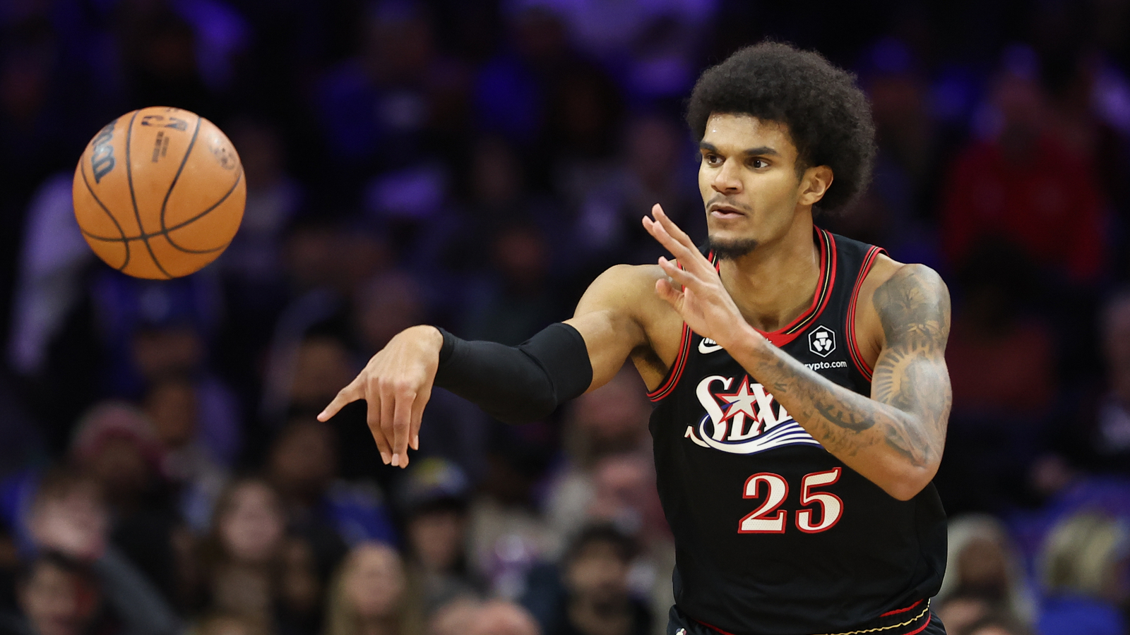 The Sixers Need to Sign Dominick Barlow to a Full Contract | Yardbarker
