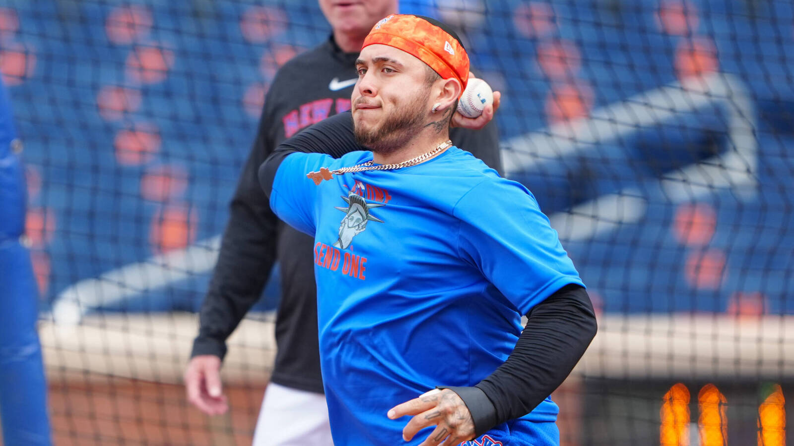Mets star catcher is making progress toward returning from surgery ...