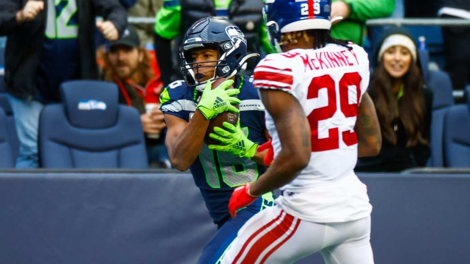 Resilient Tyler Lockett & DK Metcalf Play Through Injury, Lift Seahawks ...