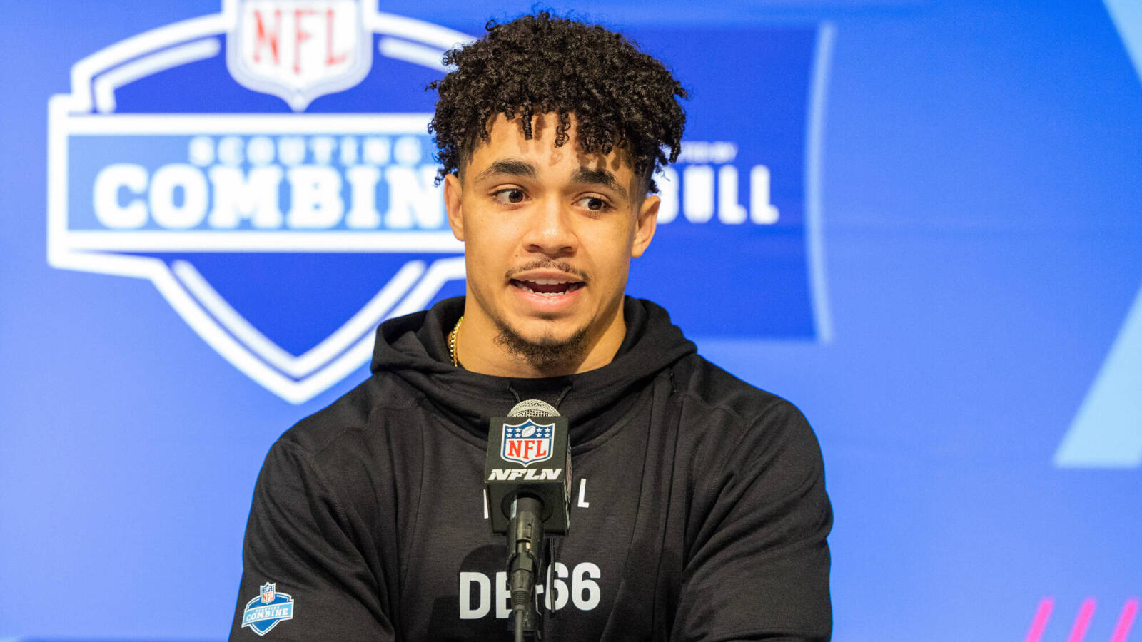 Packers acquire pick No. 111, select Oregon S Evan Williams | Yardbarker