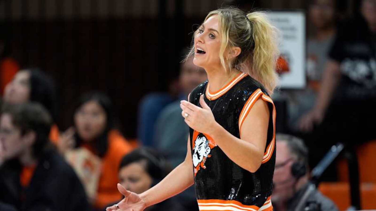 Shooting Troubles Are Too Much For Cowgirls To Overcome | Yardbarker