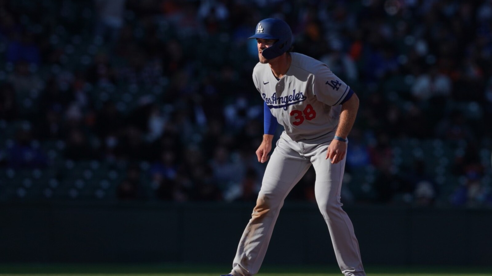 Former Dodgers Top Outfield Prospect Signs With Texas Rangers as ...
