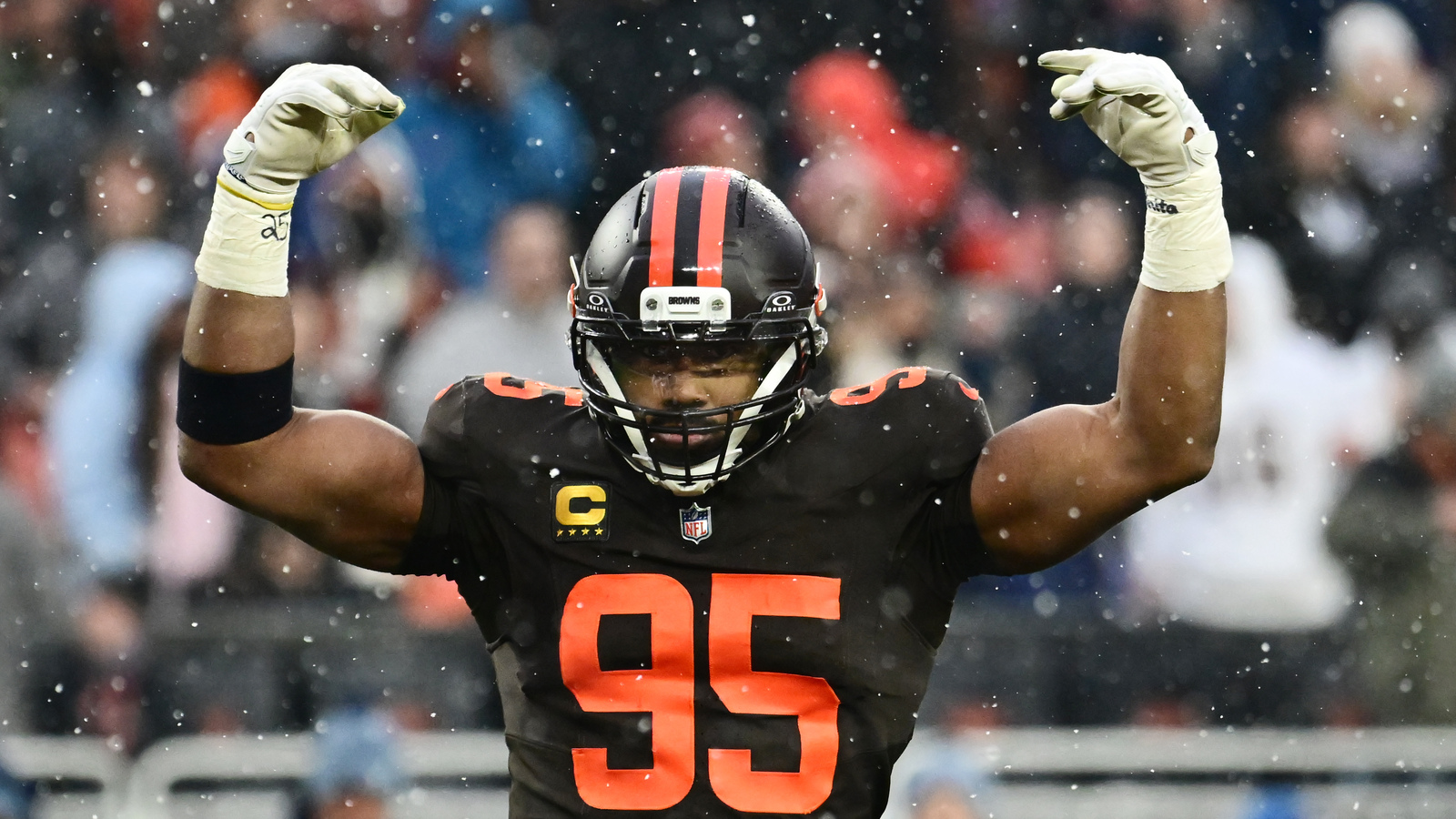 Cleveland Browns Star Myles Garrett On Doorstep Of NFL History | Yardbarker