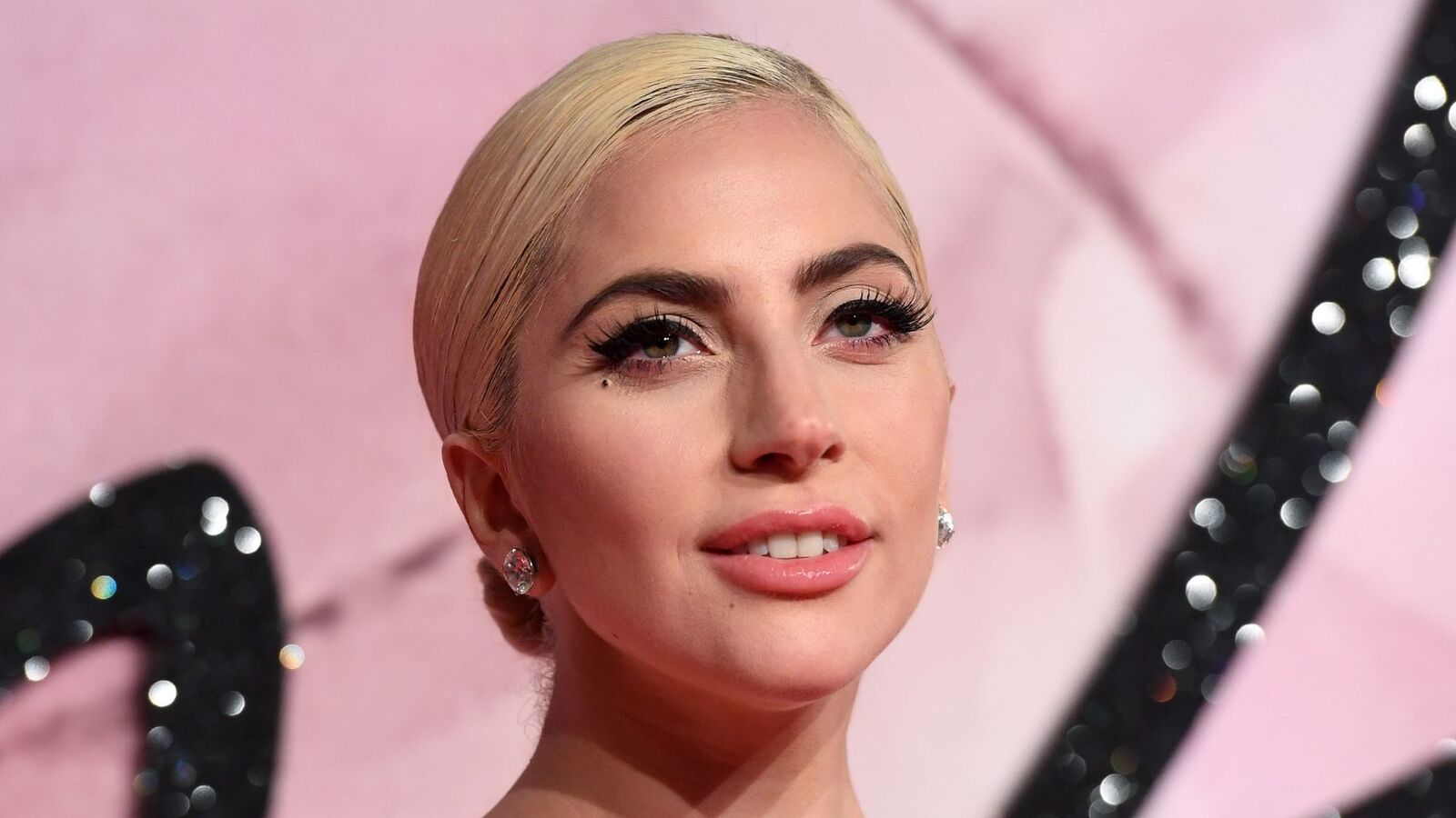 Lady Gaga Shocks Fans With Unrecognizable New Look in Instagram Video ...