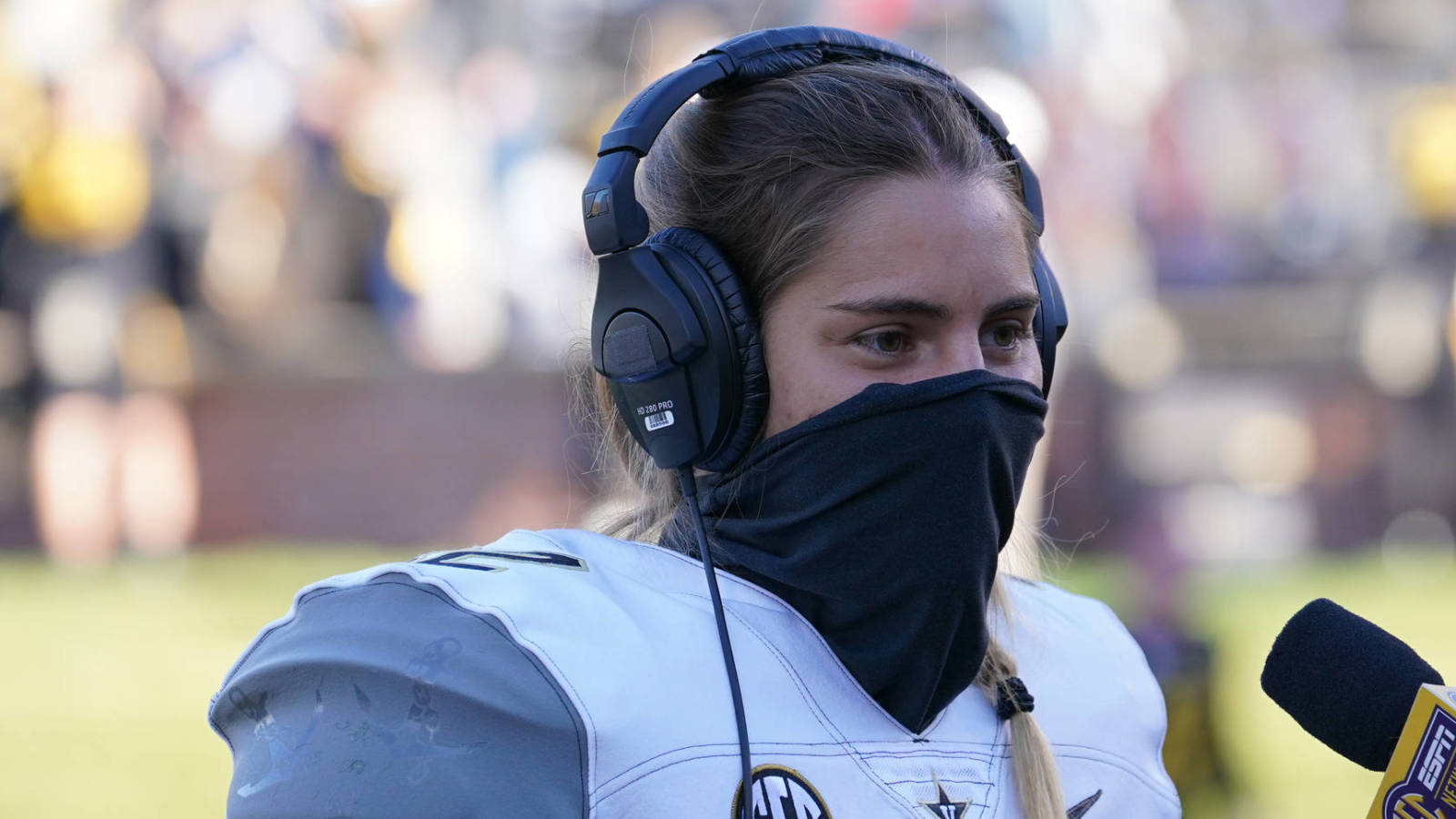 Russell Wilson: Vanderbilt's Sarah Fuller is a 'legend' | Yardbarker