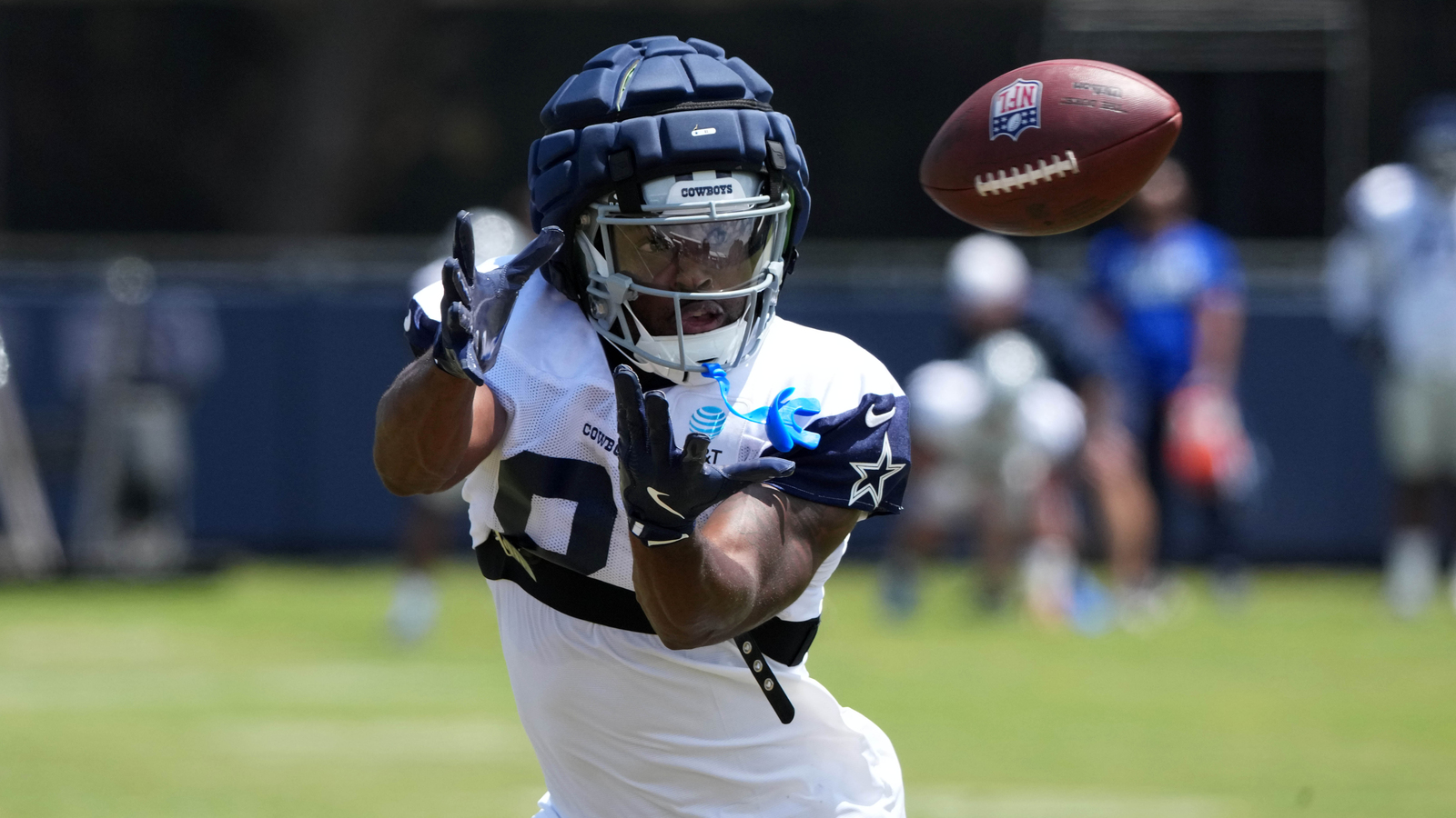 Cowboys' Receiver Battle Heating Up As Jonathan Mingo 'Jumps Out' For ...