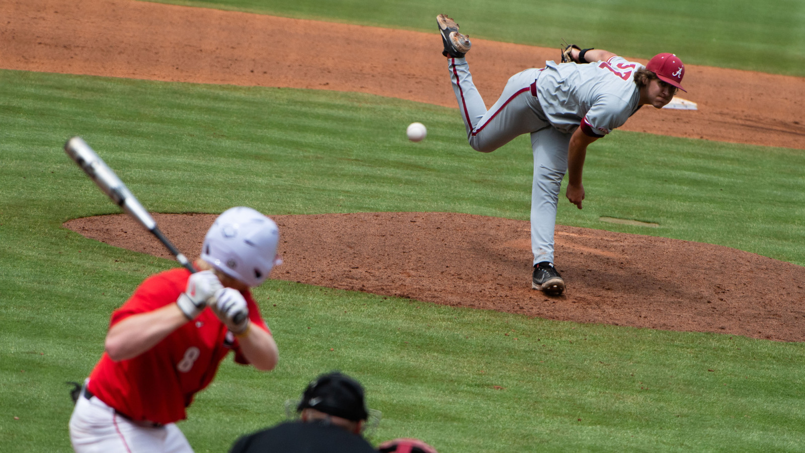 Yankees land towering pitcher with top-fight upside with 26th overall ...