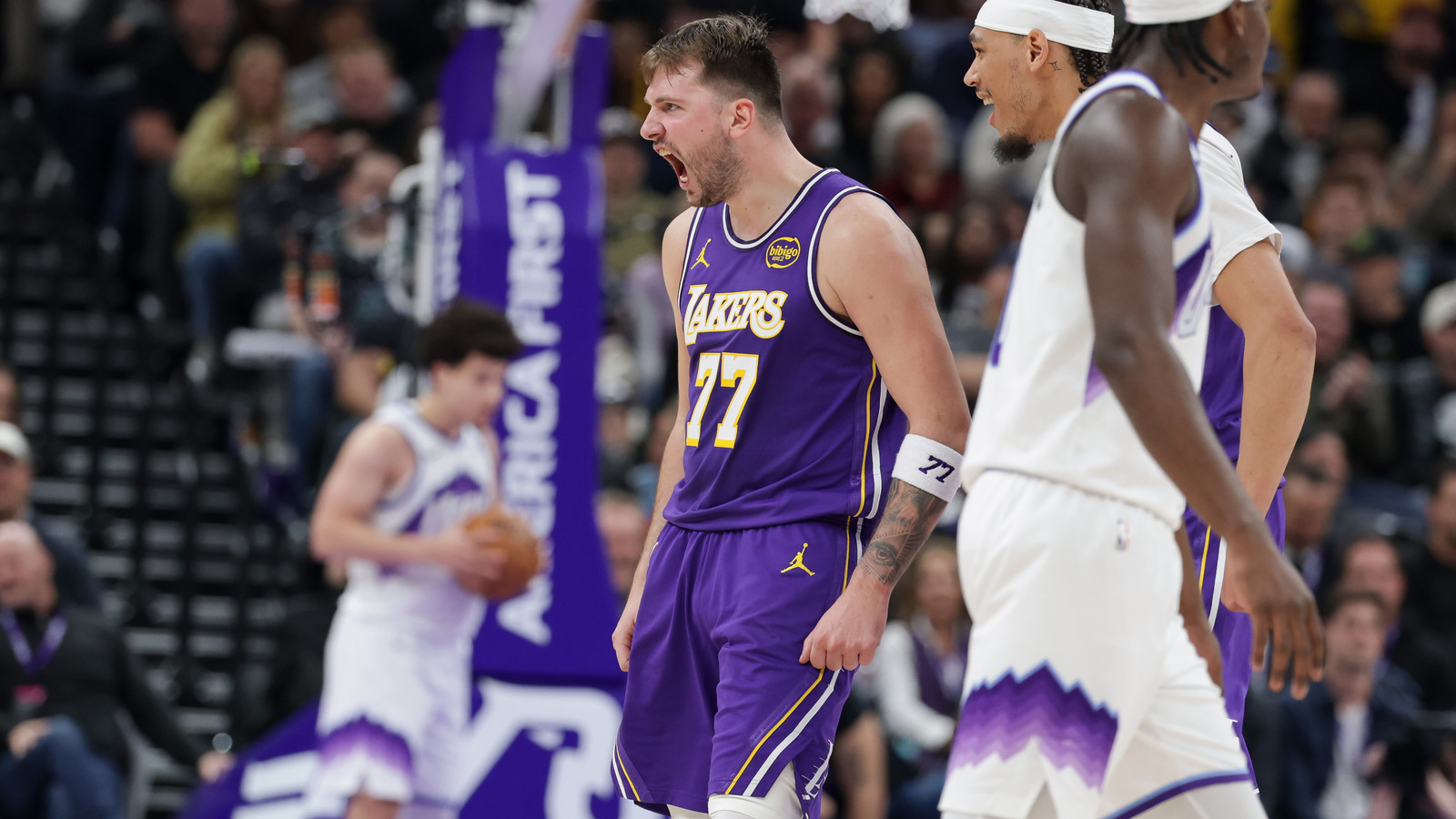 Luka Doncic gets status update for Lakers-Rockets | Yardbarker