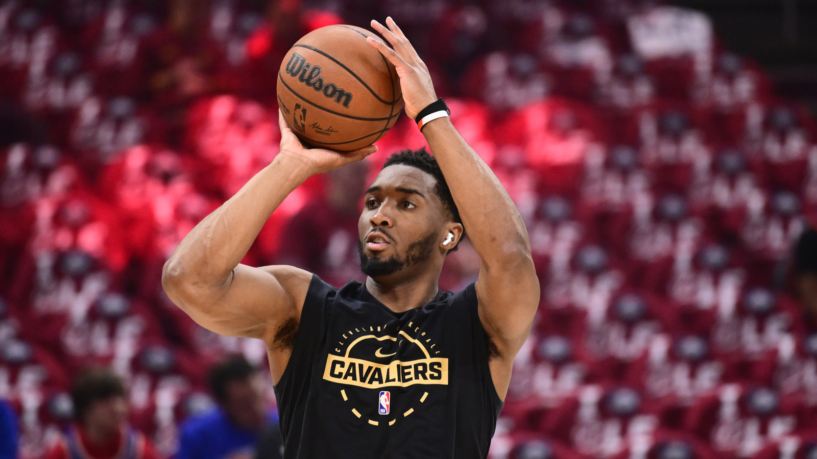 NBA Notes: Cavs, Donovan Mitchell, Clippers, Kawhi Leonard, Rockets ...