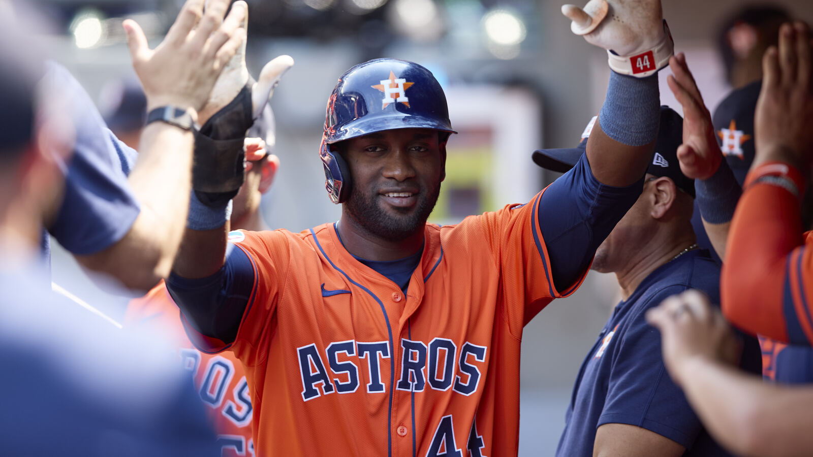 Watch: Astros slugger Yordan Alvarez hits for the cycle | Yardbarker