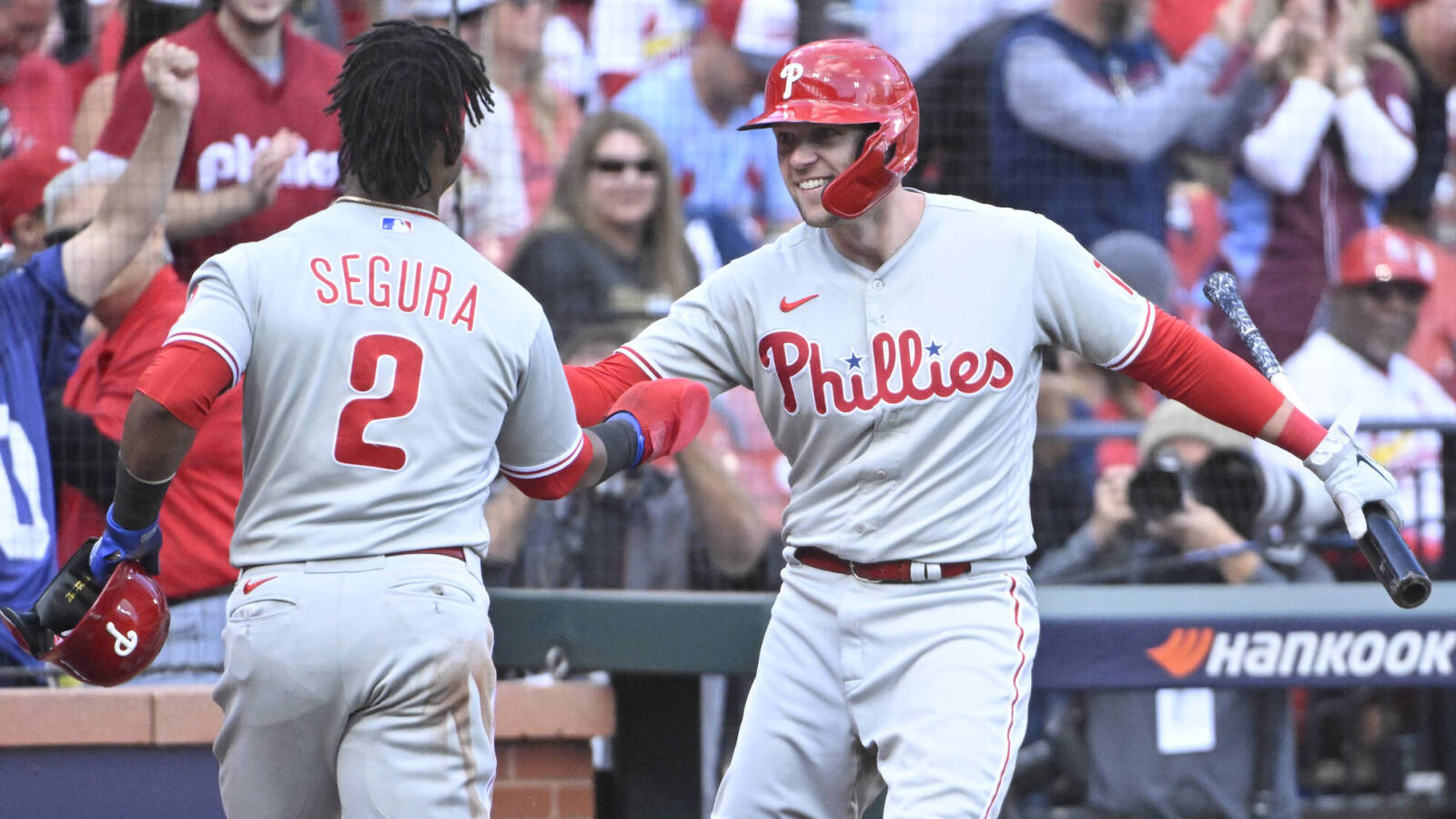 Phillies' ninth-inning rally stuns Cardinals in NLWC Game 1 | Yardbarker