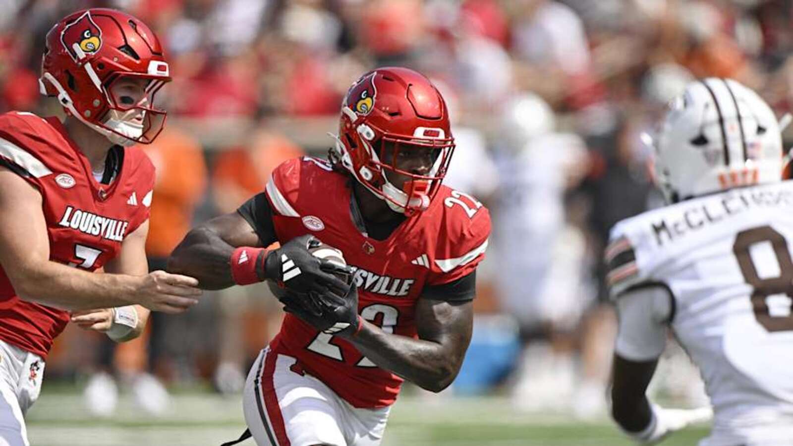 Louisville Drawing on Lessons Learned Ahead of Matchup at Pitt | Yardbarker