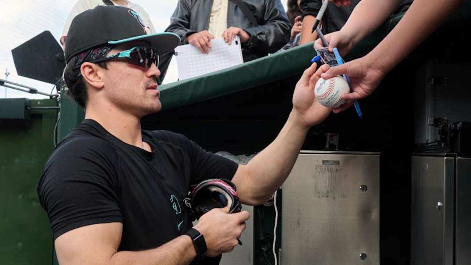 Answering Your Burning D-backs Questions | Yardbarker
