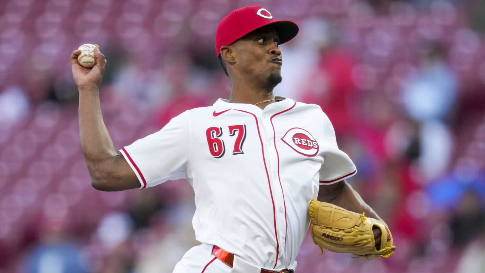 Mariners To Acquire Yosver Zulueta | Yardbarker