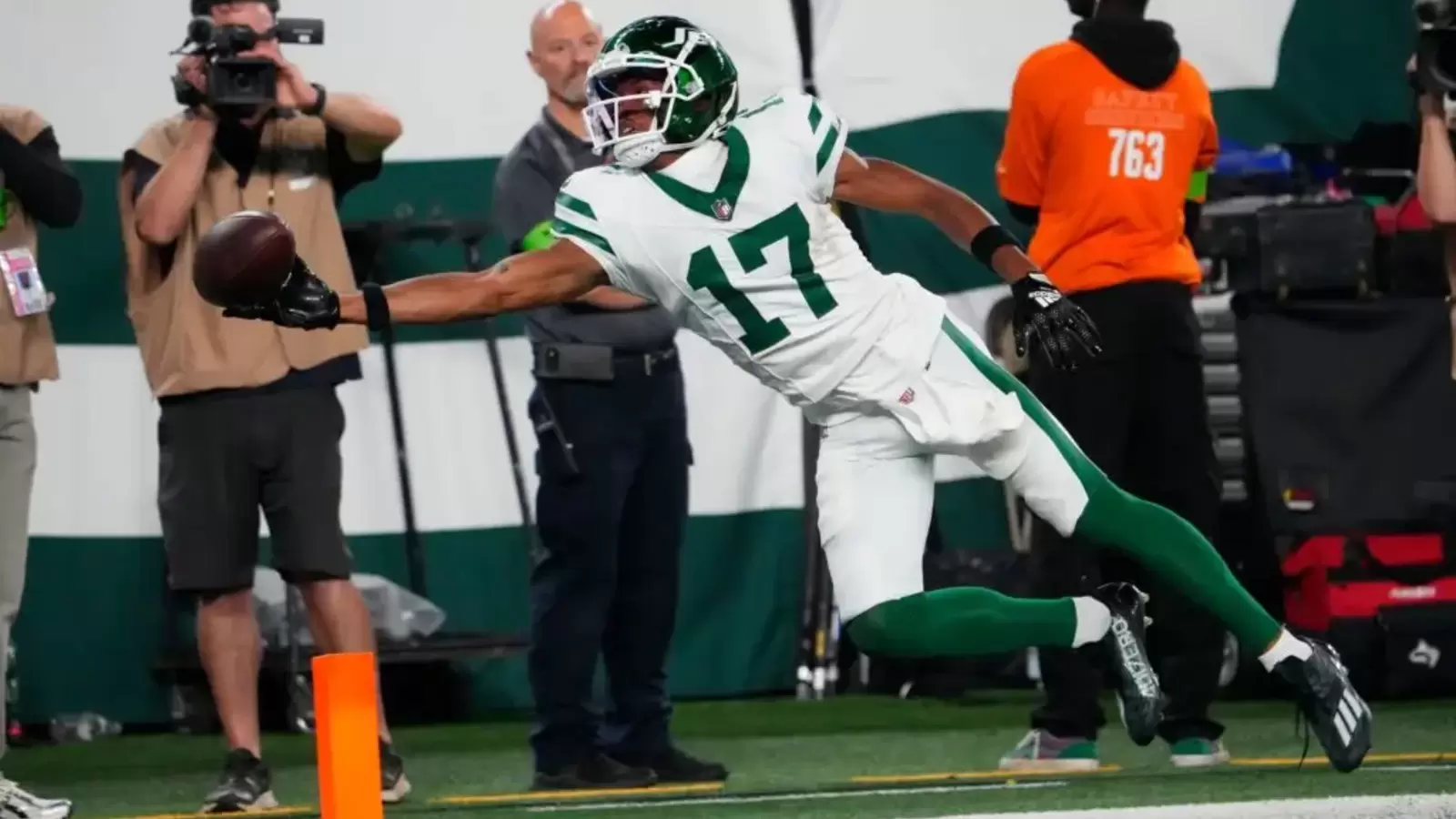 Garrett Wilson Describes New York Jets Contract Talks with Six Bold ...