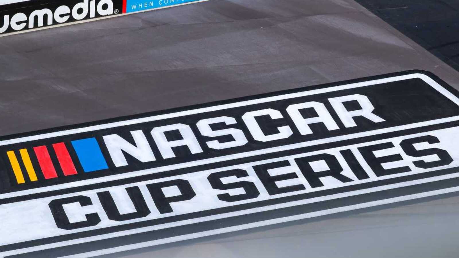 TNT Sports Just Announced Its NASCAR Broadcasting Team | Yardbarker