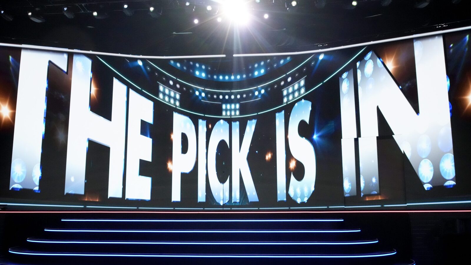 Flames select blueliner Mace’o Phillips at 80th overall in the 2025 NHL ...