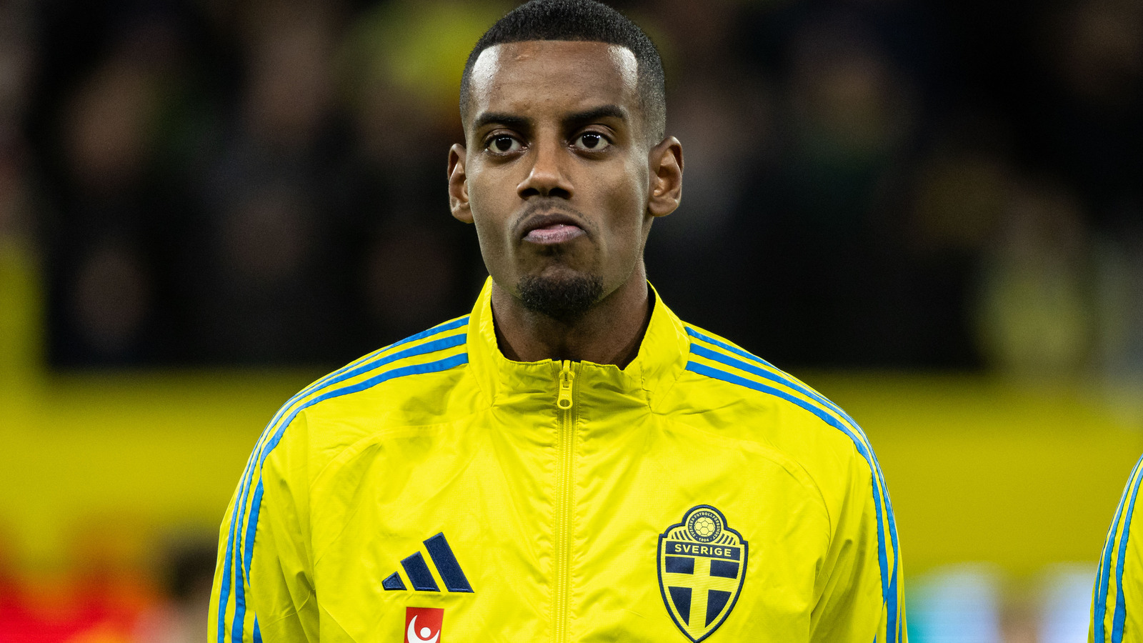 Reports: How much will Isak earn per week at Liverpool and how it ...