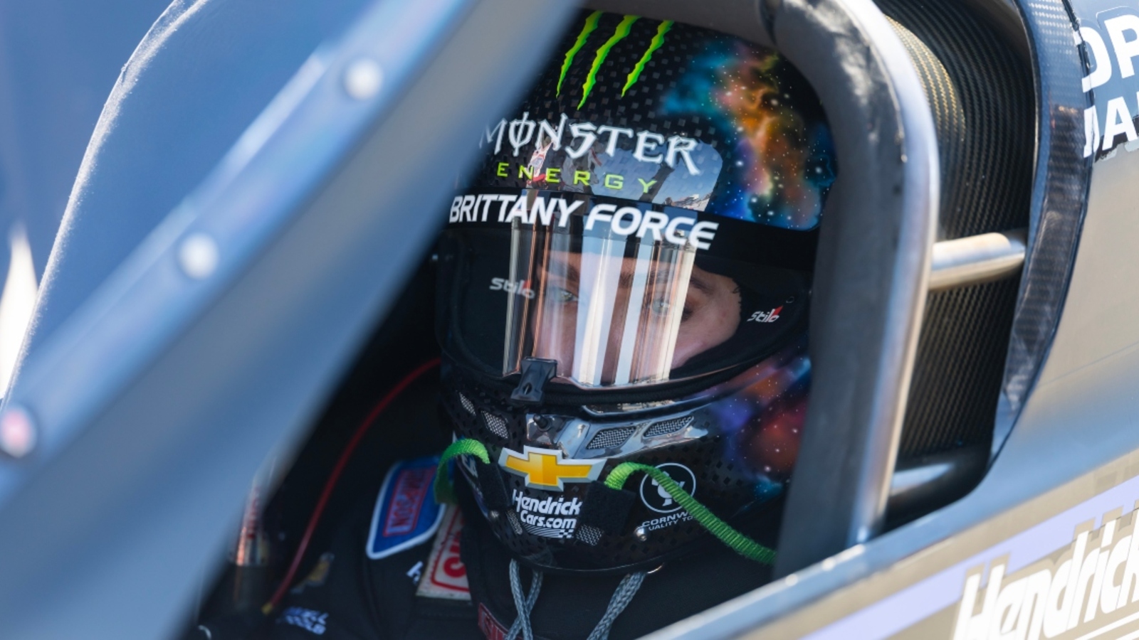 Brittany Force sets new insanely fast NHRA speed record at U.S ...