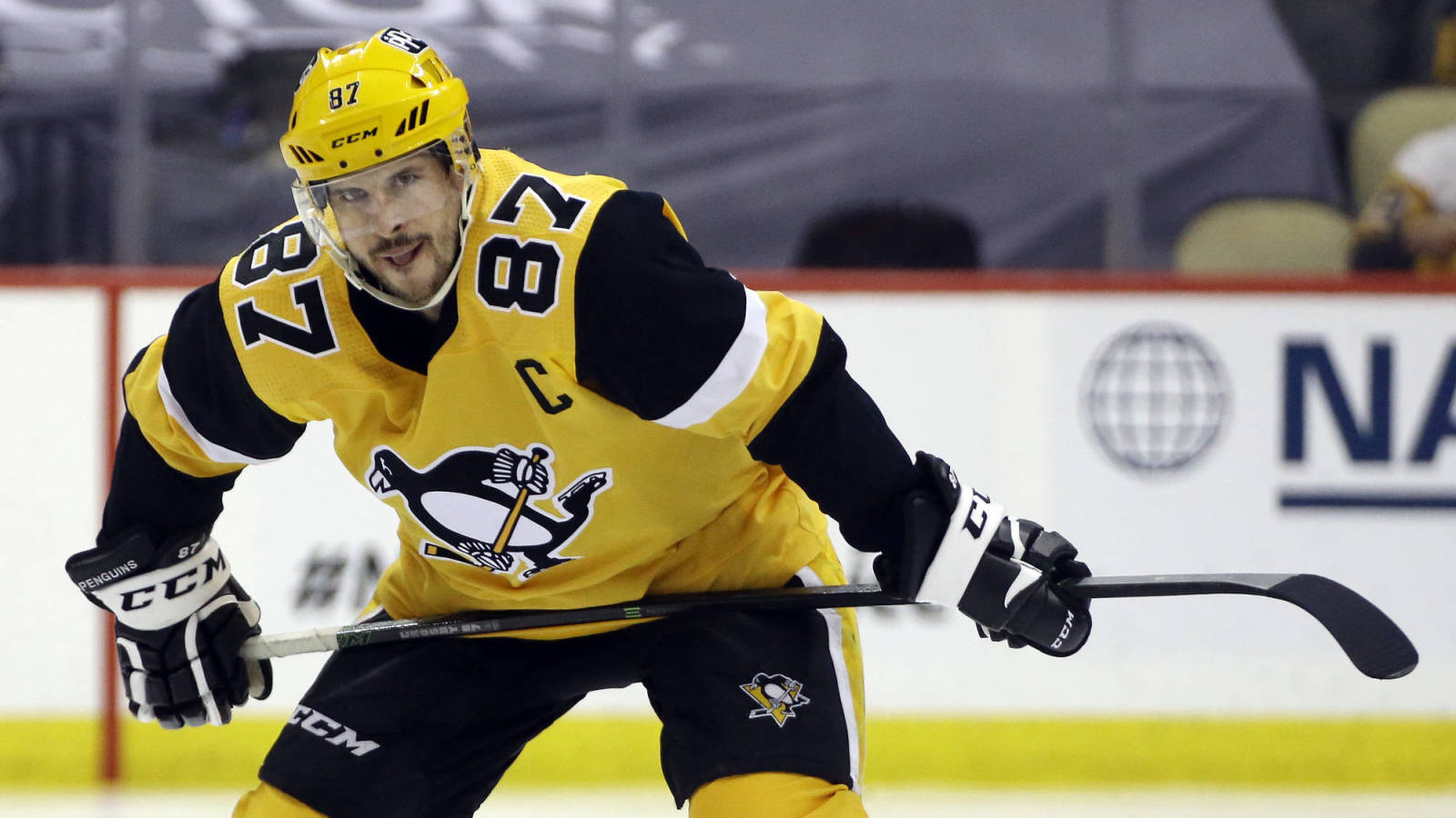 Penguins' Crosby 'whole lot closer' to making season debut | Yardbarker