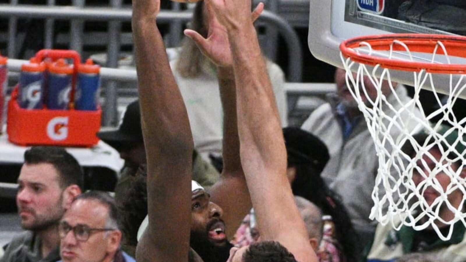 Brook Lopez becomes 3rd all-time leader in blocks in Milwaukee history ...