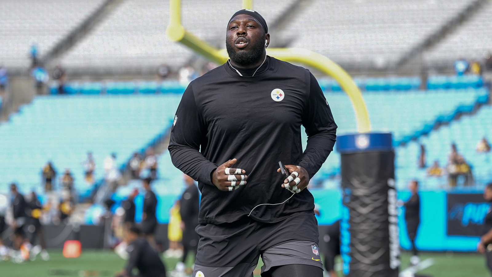 Steelers' Strange Move To Keep Esezi Otomewo Explained | Yardbarker