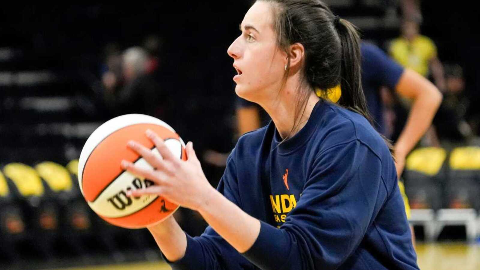 Caitlin Clark Makes 'Weird' Admission in Iowa Return on Sunday | Yardbarker