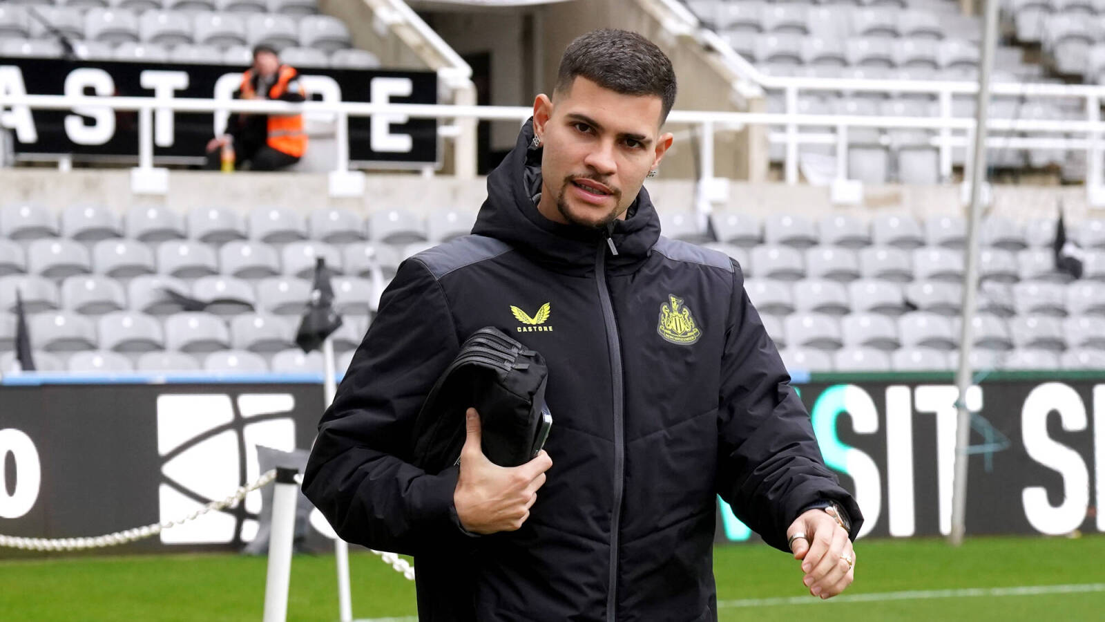 Peter Crouch names the midfielder who is ‘perfect for Newcastle ...