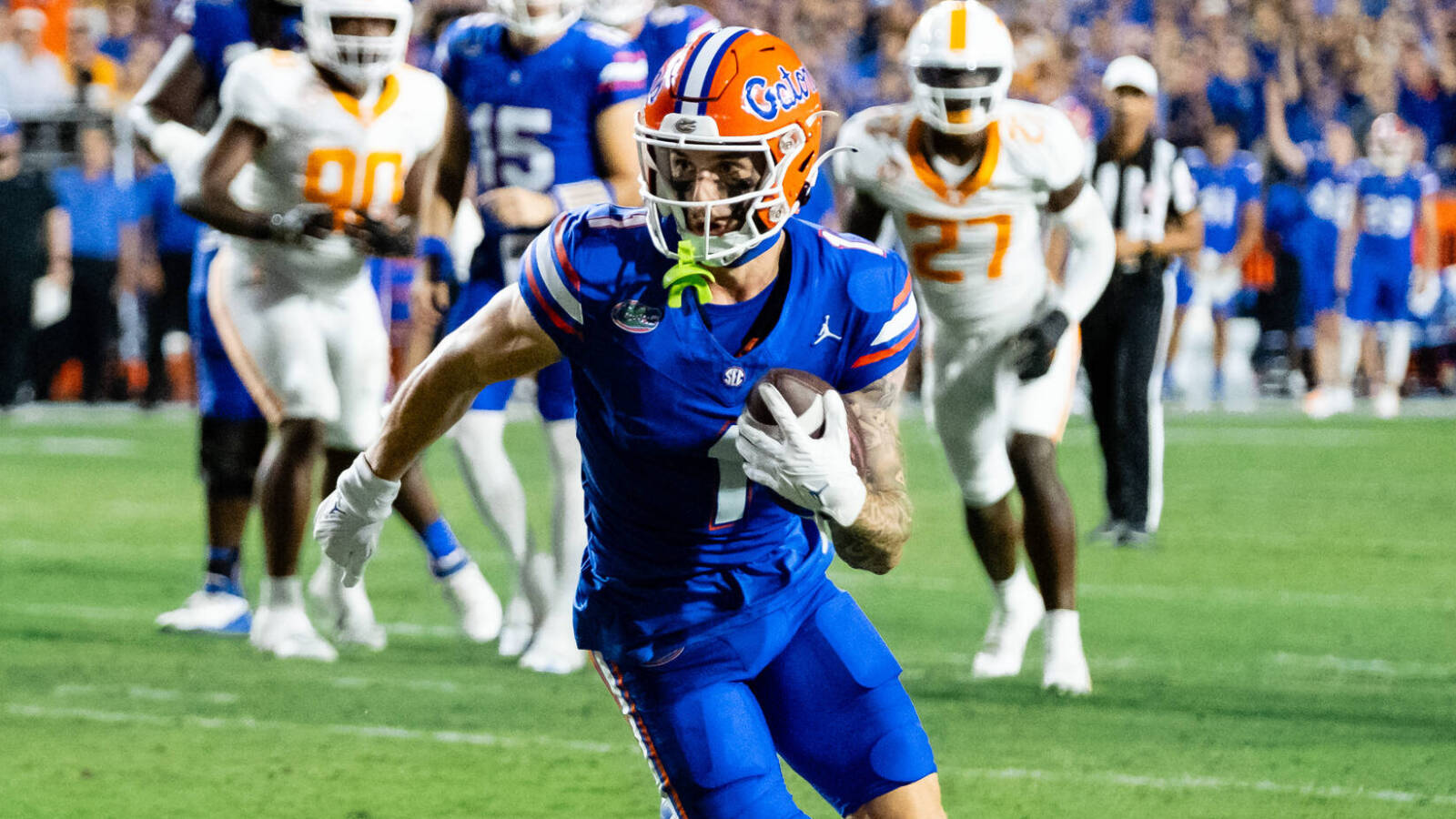 Watch: Florida's Ricky Pearsall delivers possible catch of the year ...