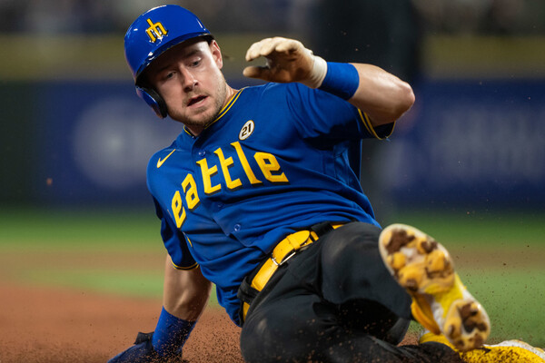 Braves Briefing: MLB named Jarred Kelenic as Atlanta's likely "breakout ...