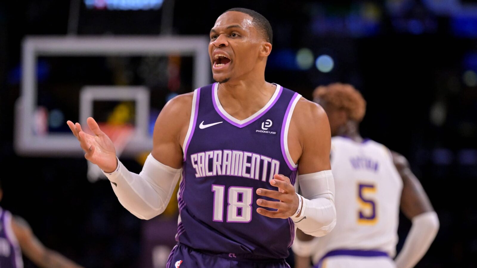 Russell Westbrook Gets Lakers Fan Ejected For Supposedly Calling Him ...