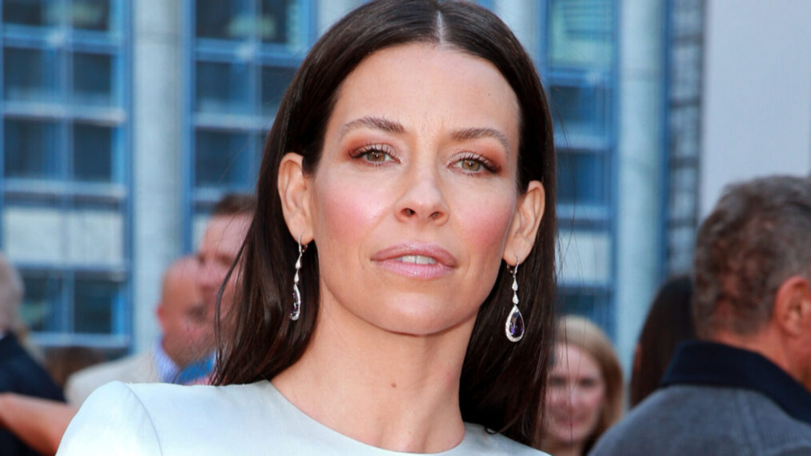 Evangeline Lilly Reveals Brain Damage in Health Update After Accident ...