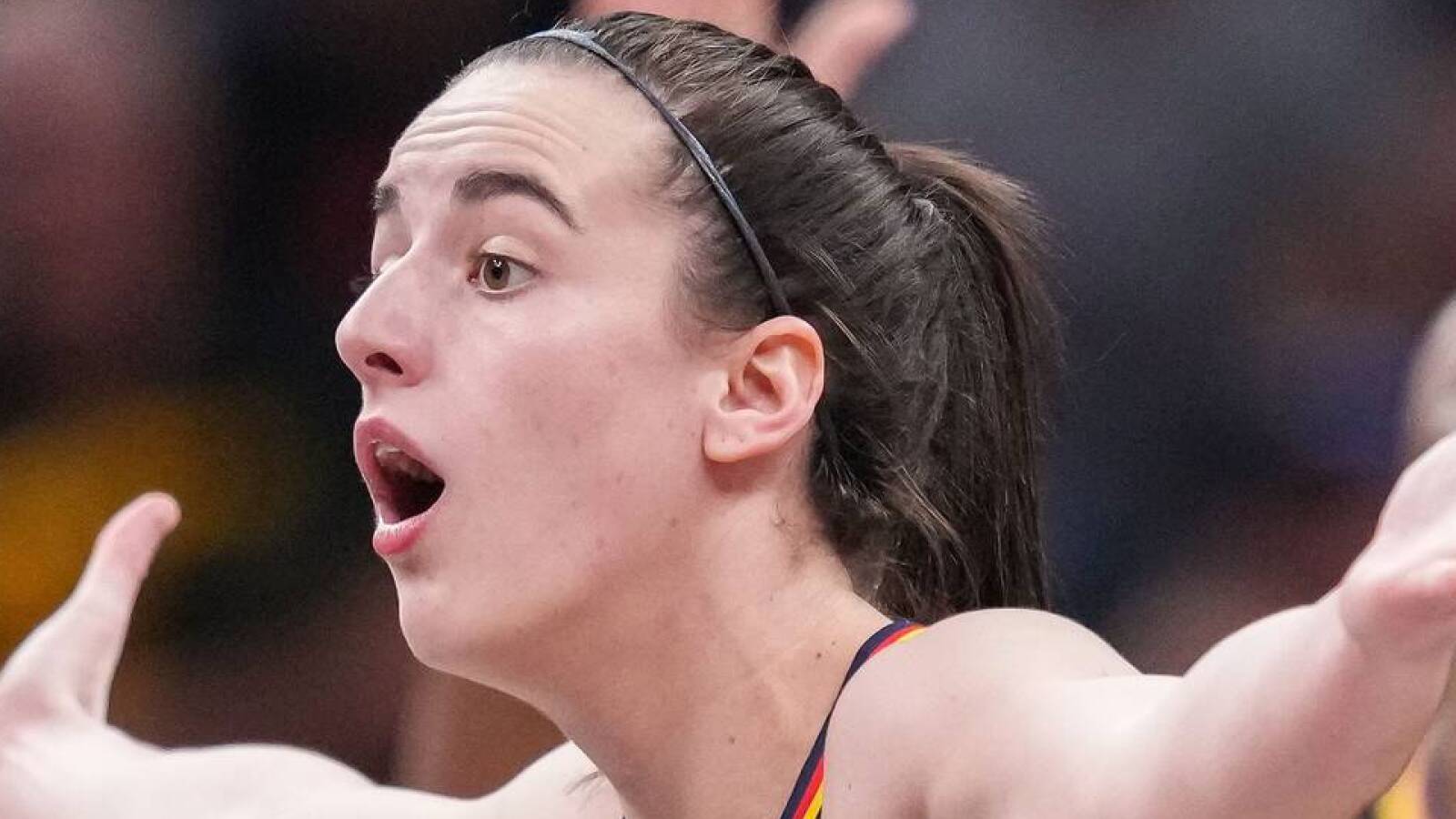 Caitlin Clark frustrated by physical WNBA play | Yardbarker