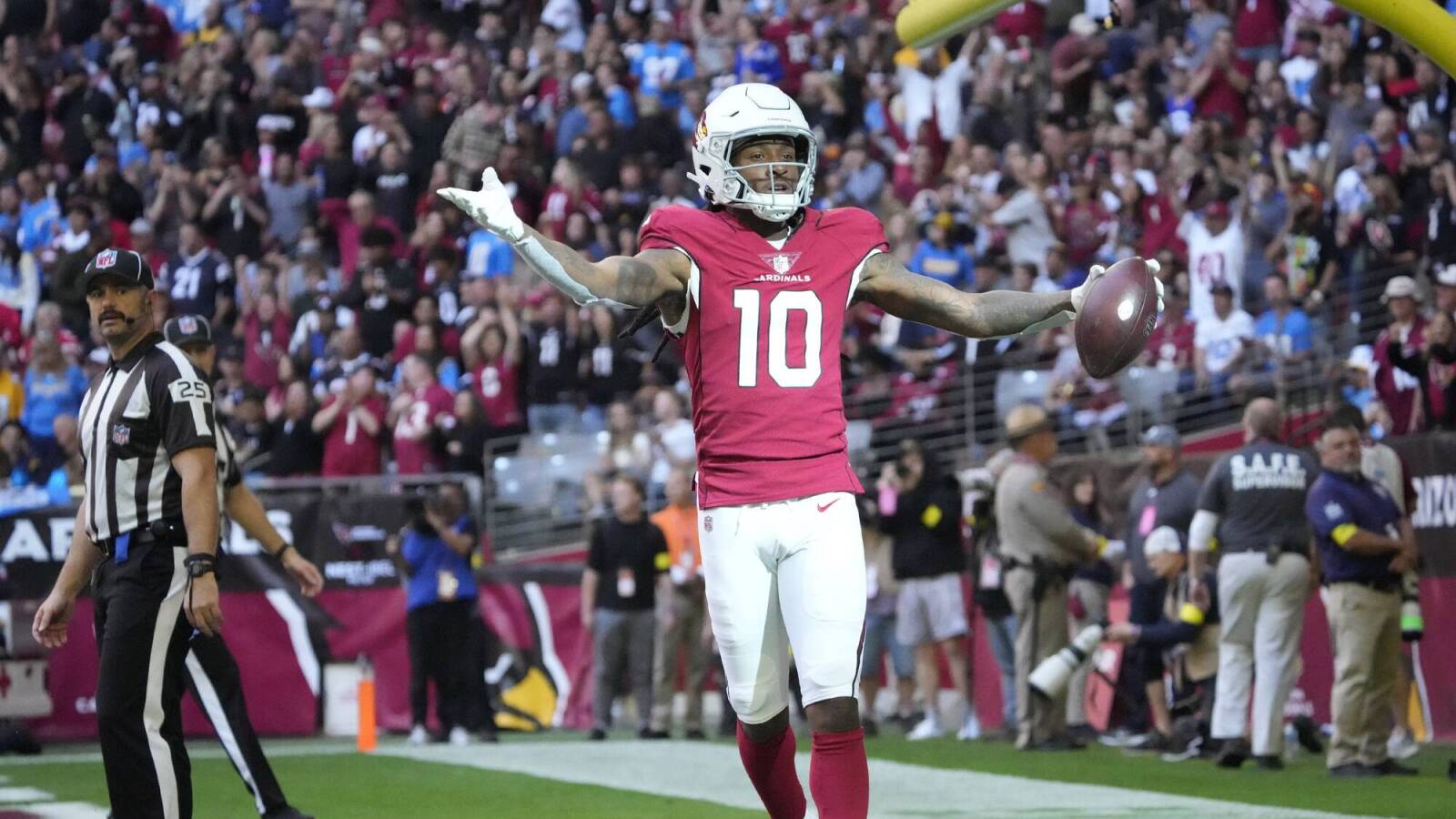 Super Bowl favorite has 'kept in contact' with DeAndre Hopkins | Yardbarker