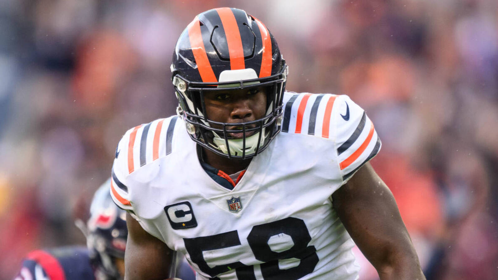 Roquan Smith fetches Bears multiple draft picks in trade with Ravens ...