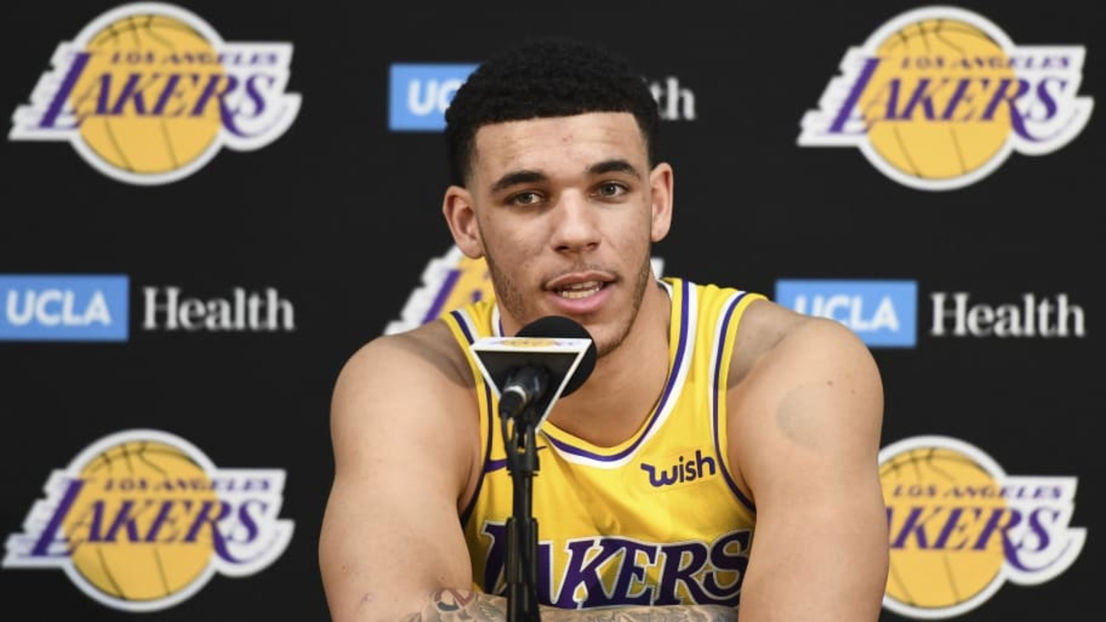 Ex-Lakers Star Lonzo Ball Reveals Honest Thoughts On Anthony Davis ...
