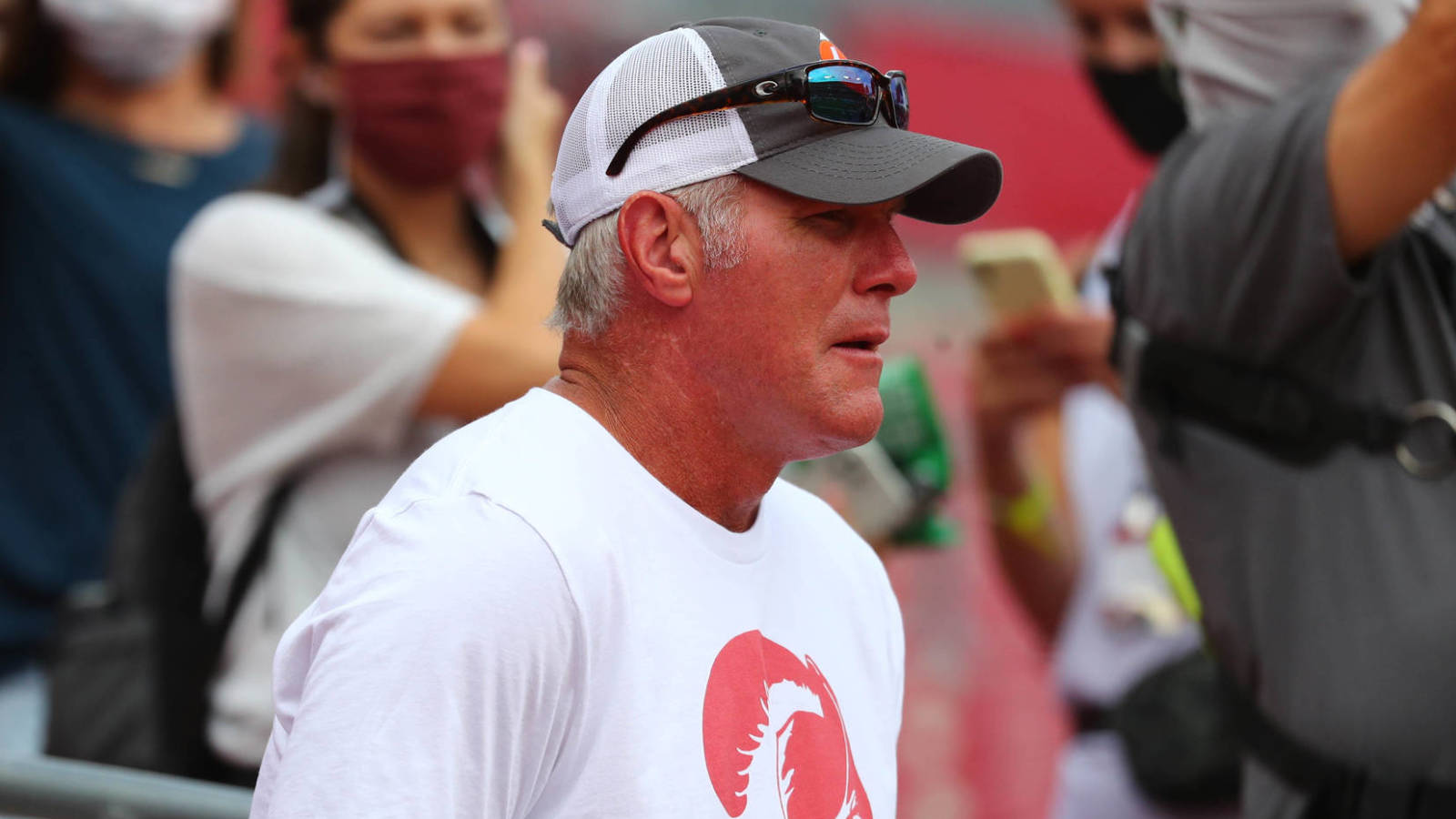 Brett Favre endorses Donald Trump for President | Yardbarker