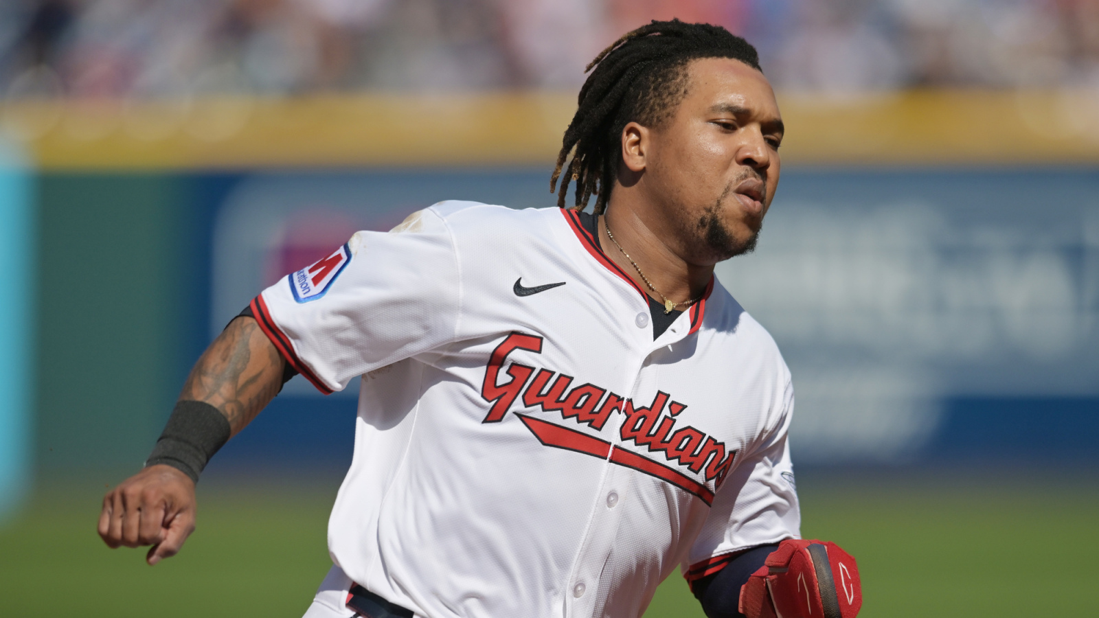 Guardians' highest-paid player taunts teammates with all his money ...