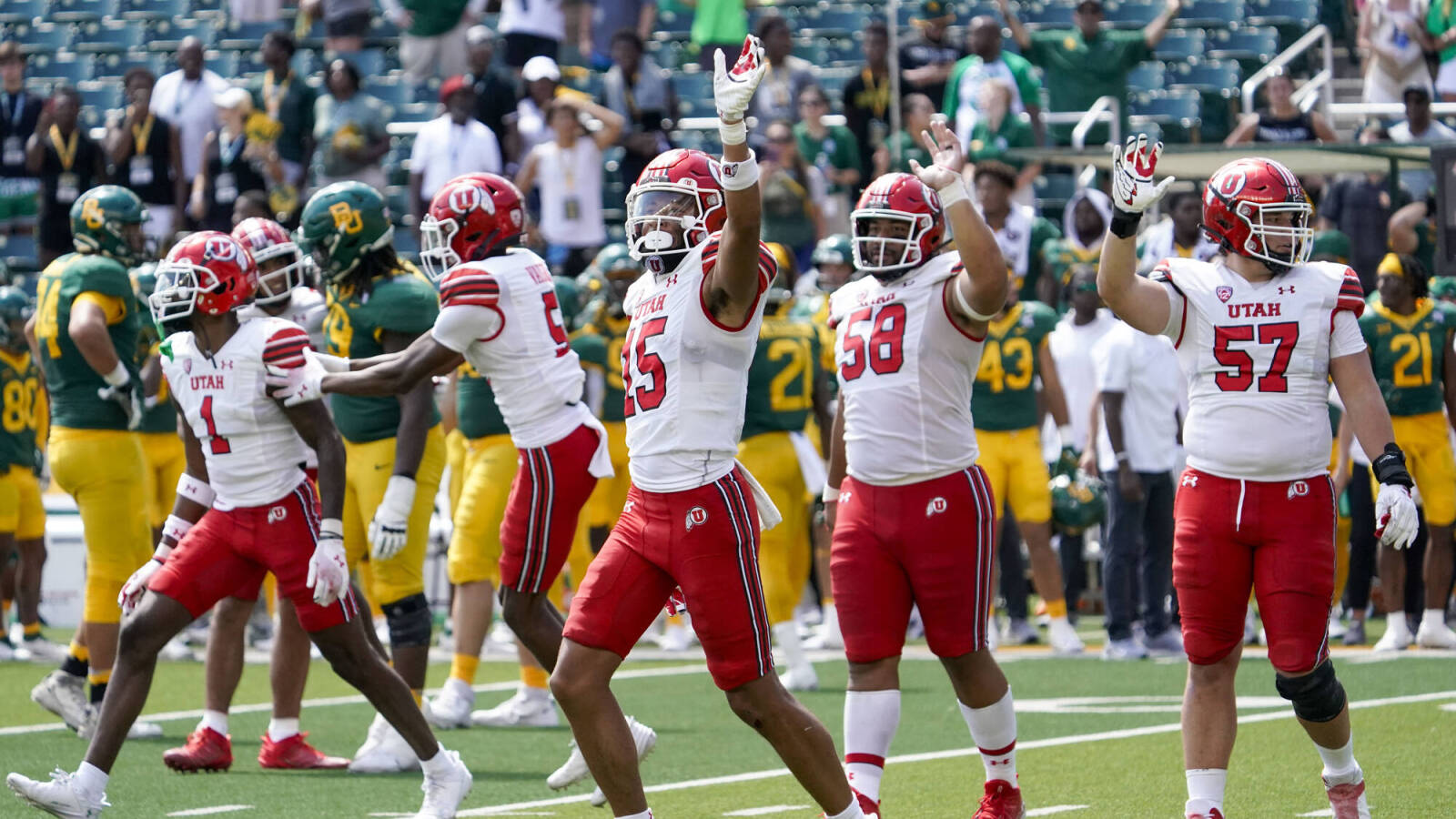 Watch: Utah beats Baylor on controversial play | Yardbarker