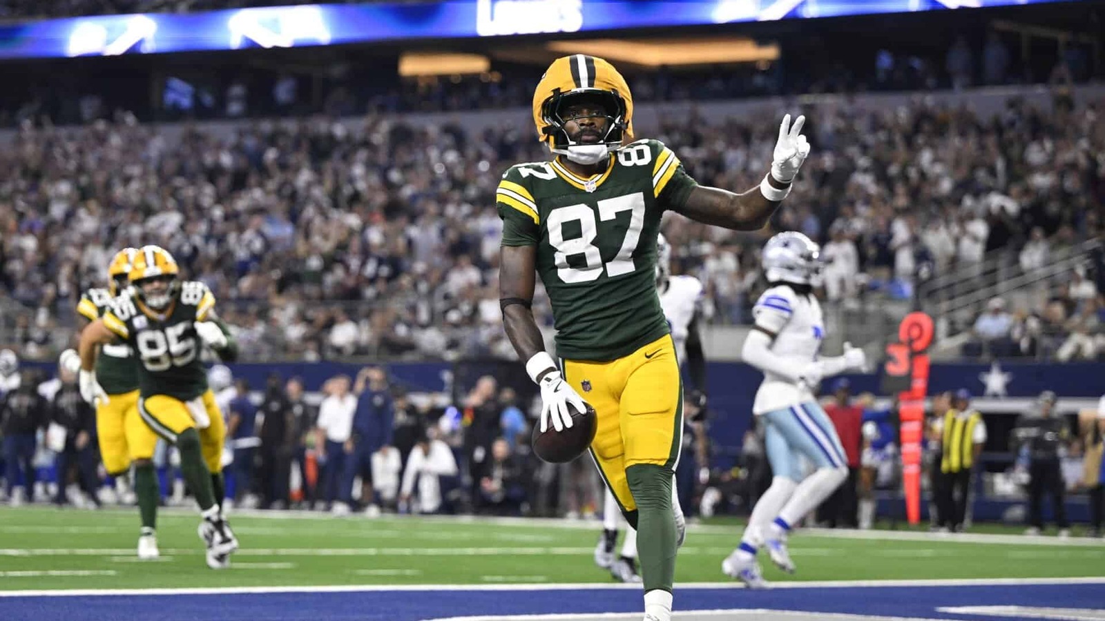 Green Bay Packers Wide Receiver Romeo Doubs Dazzles Against the Dallas ...